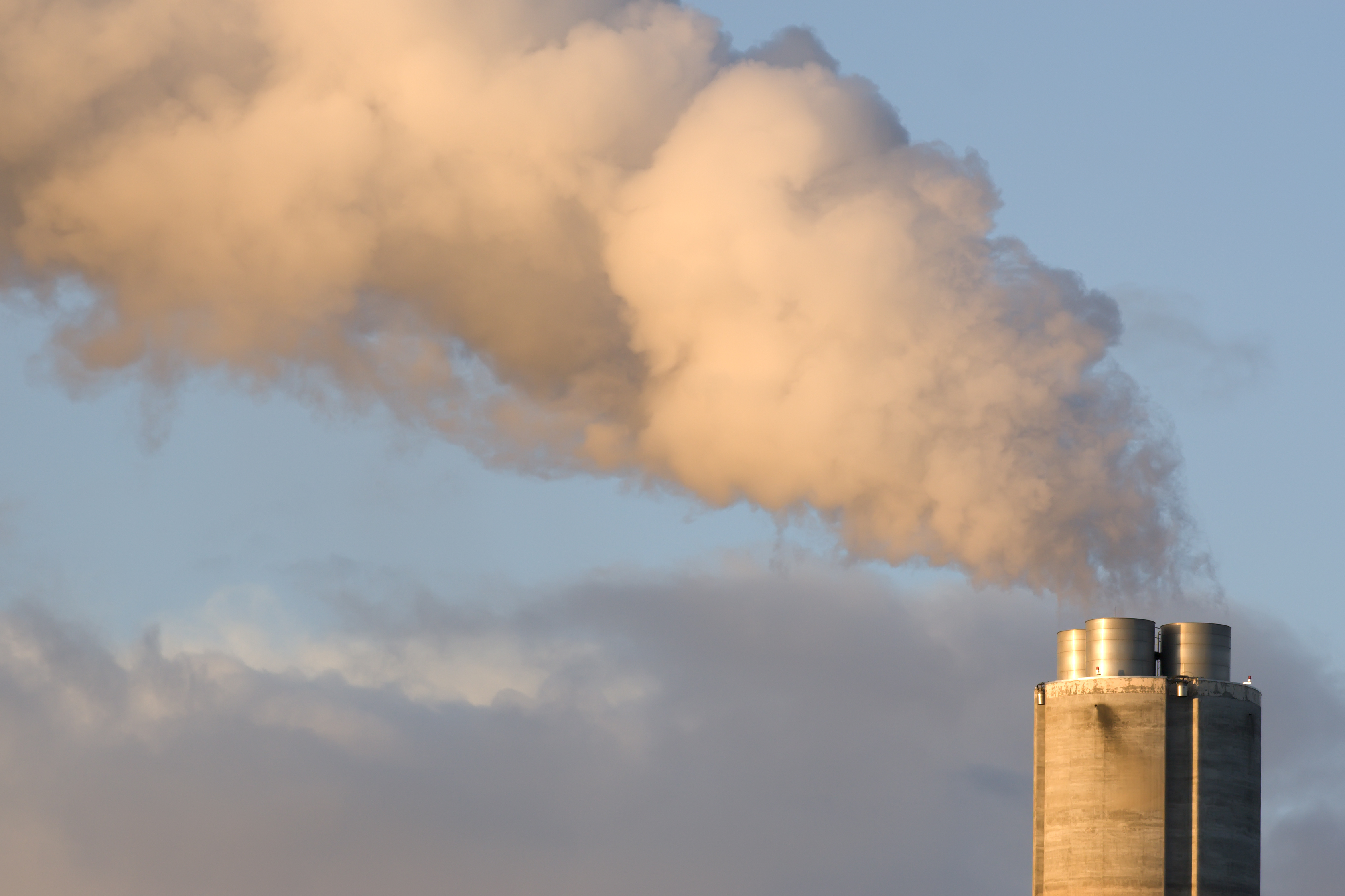 Kan rense sur nedbør fra Kinas kullkraftverk - Gemini.no