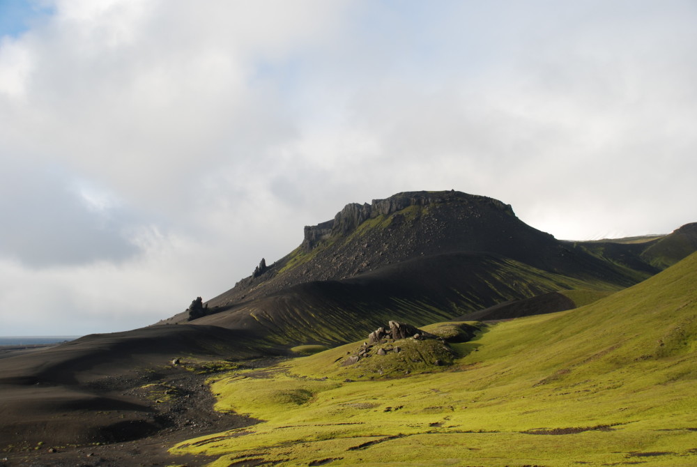 Jan Mayen – gjennom is, ild og vann